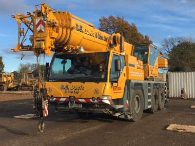 crane-front | S.E Davis & Son Ltd