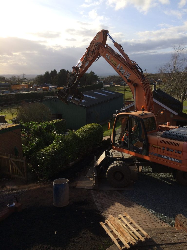 plant hire – rubber duck | S.E Davis & Son Ltd